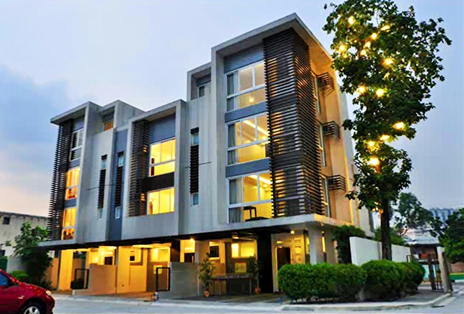 68 Roces Quezon City – Abba 98 Realty